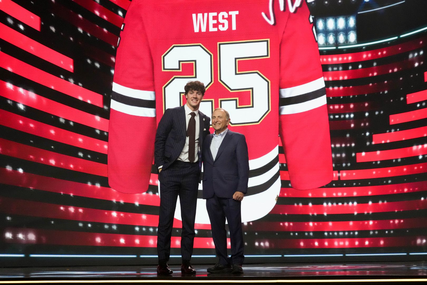 Blackhawks Report: Mason West, Mr. Touchdown